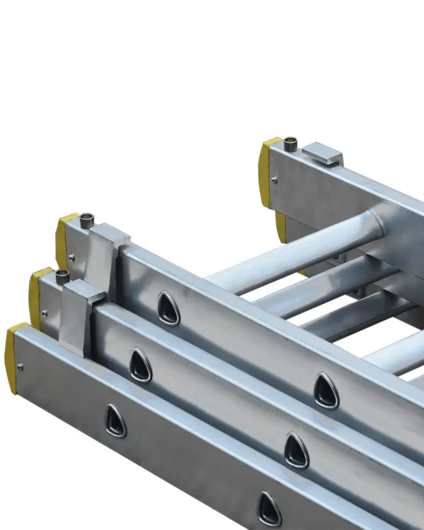 Trade Triple Extension Ladder | EN131 Professional | 150 Kg